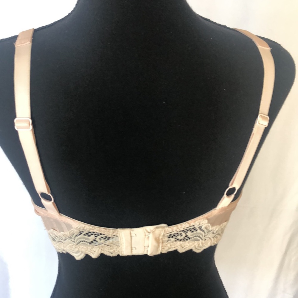 Whimsy Crochet Lace Bra. Cream And Light Pink Bra. Si… - Gem